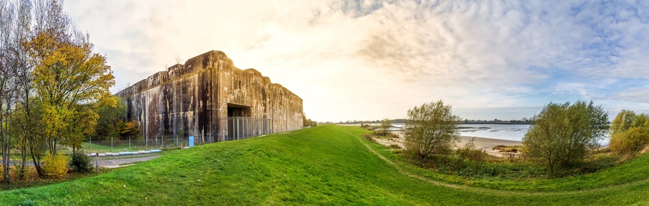 Ubådsbunkeren Valentin | FDM Travel