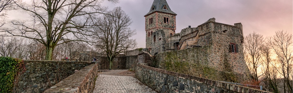 Burg Frankenstein | FDM Travel