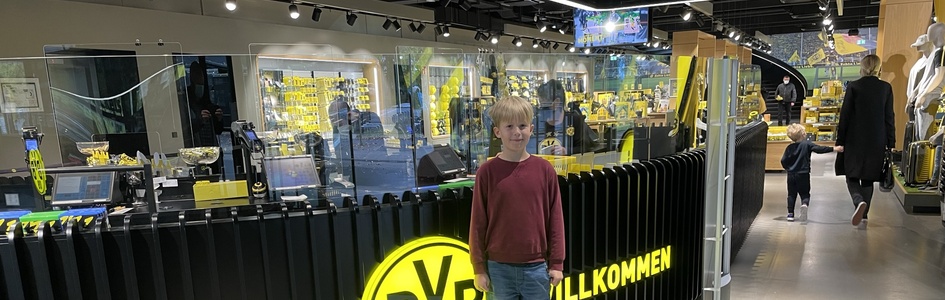 Borussia Dortmund fanshop | FDM Travel
